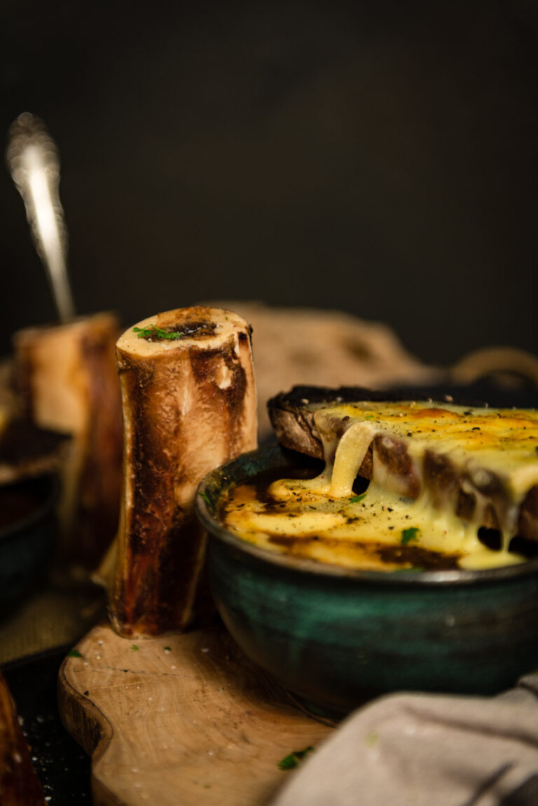 French Onion Soup with Roasted Bone Marrow 🧅