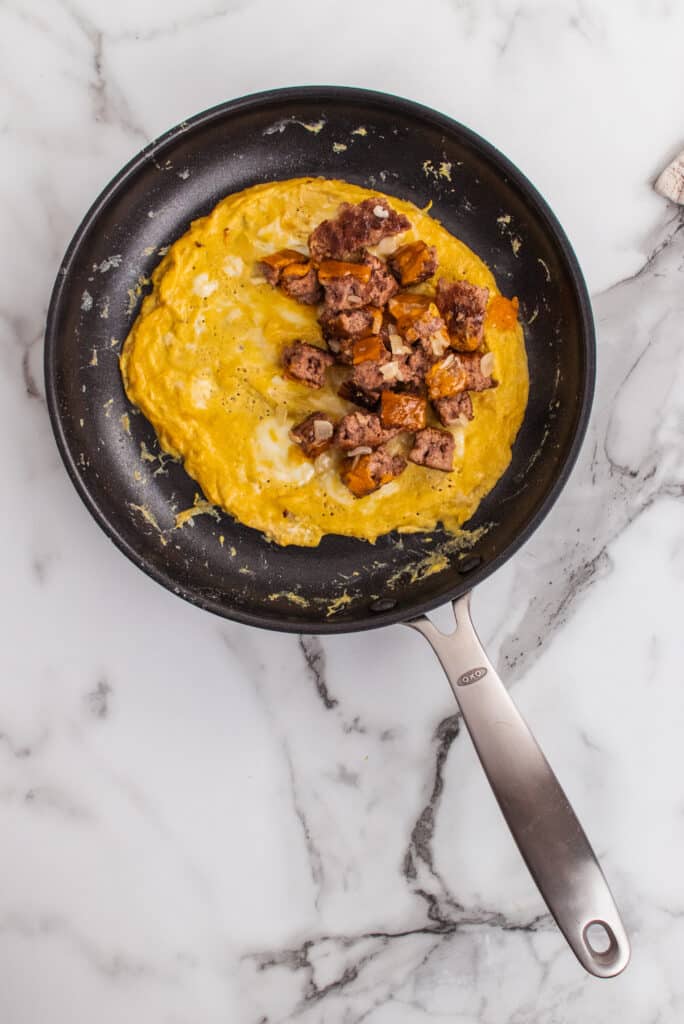 Easy Cheeseburger Omelette | How to use leftover Hamburgers