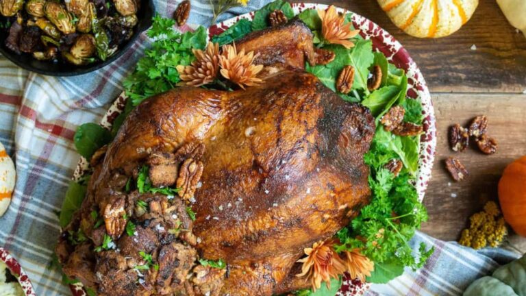 25 Thanksgiving Recipe Ideas for the Ultimate Holiday Dinner - Girl ...