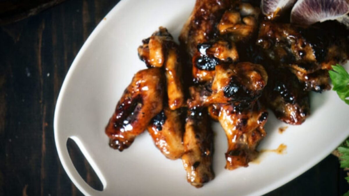 10 Delicious Chicken Wing Recipes for the Super Bowl - Girl Carnivore